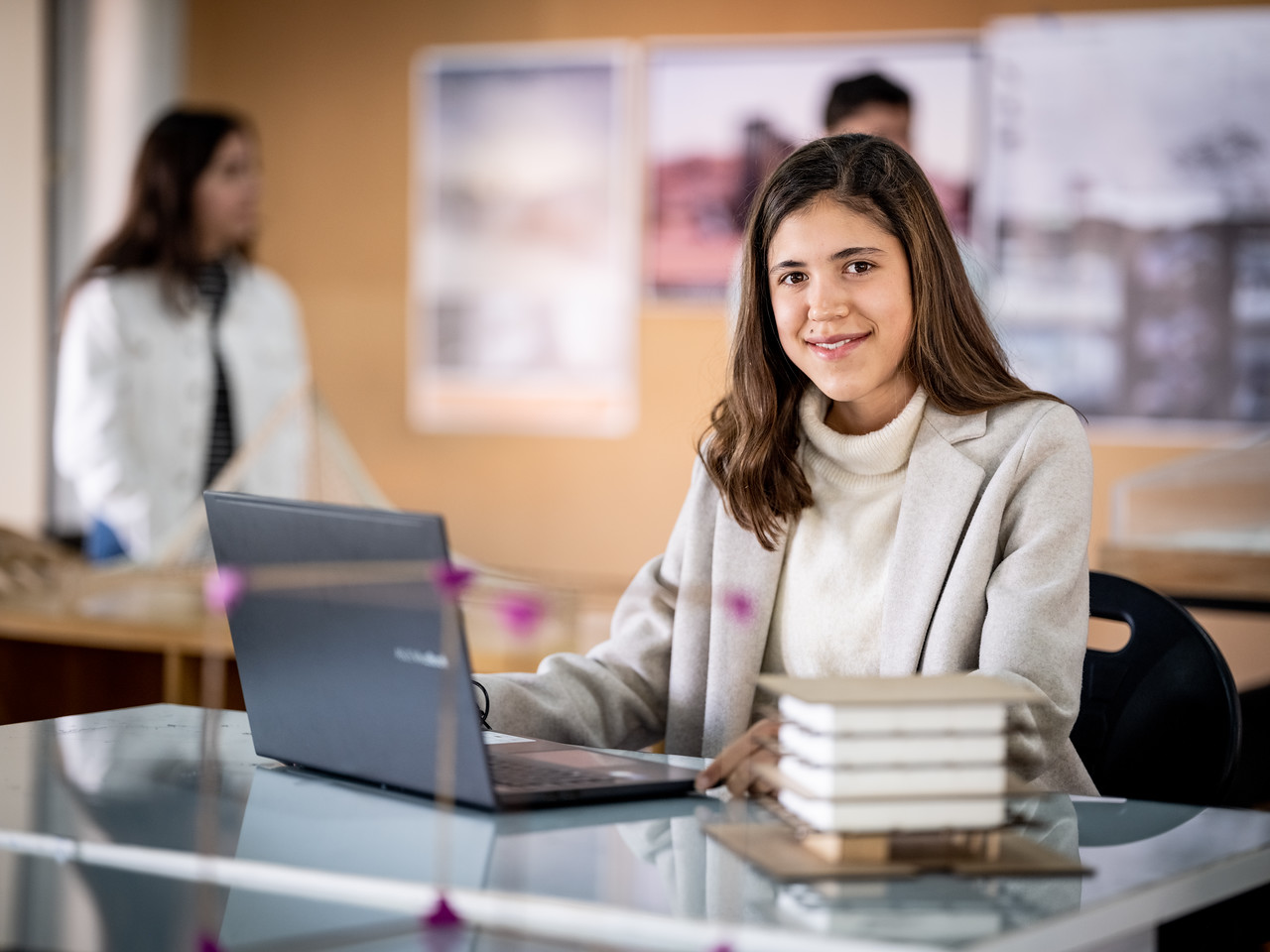 ¿Cuál es la diferencia entre maestría y un doctorado? | Red de Universidades Anáhuac